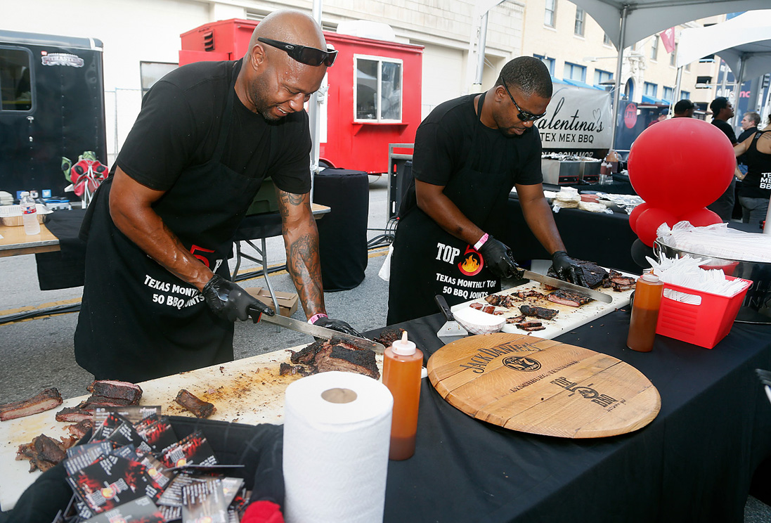 See the photos: Smoked Dallas BBQ Festival - Texas BBQ Posse